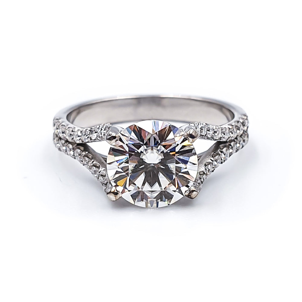 Shop Moissanite Engagement Rings Online & Instore - The Diamond Box ...